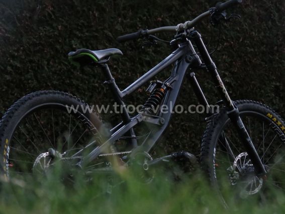URGENT- Vtt DH/frerride Canyon - CANYON - 74300 - Troc Vélo