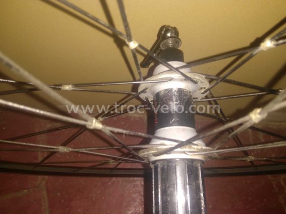 paire de roues pneu patin jante kinlin XR 200 moyeux DT240S based ...